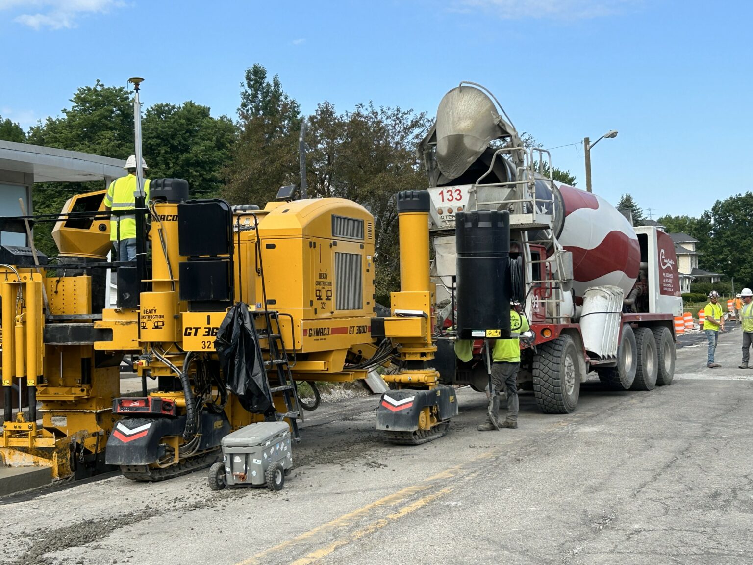 Slip Form Curbs vs. Traditional Curbs: A Comprehensive Guide by Cash ...